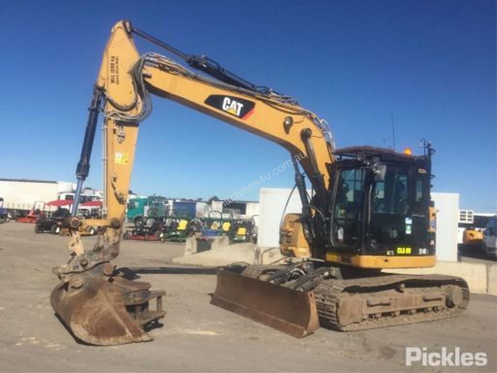 Used Caterpillar 2013 Caterpillar 314D Excavator in , - Listed on ...