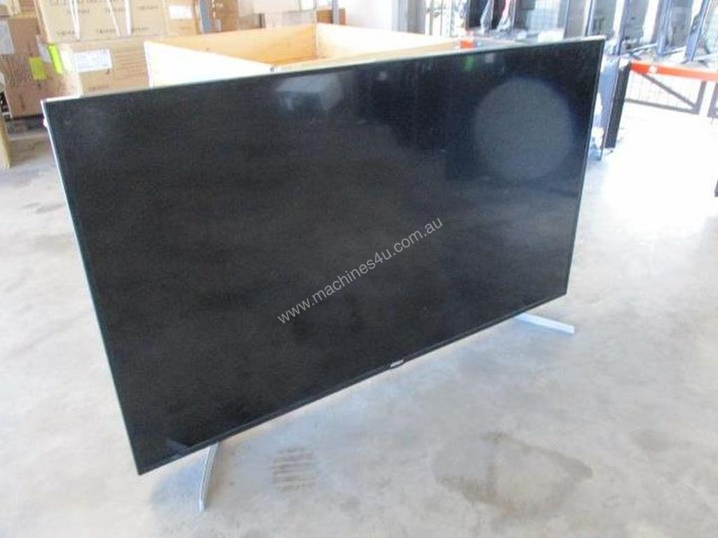 Used Hitachi Hitachi 65 Inch TV Electrical Equipment in , - Listed on ...