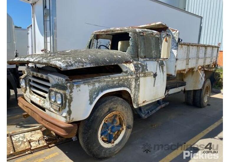 Buy Used dodge Dodge Crew Cab Tipper Tipper Trucks in , - Listed on ...