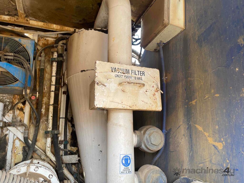 Buy Used international ACCO 2350E Trucks (948200)