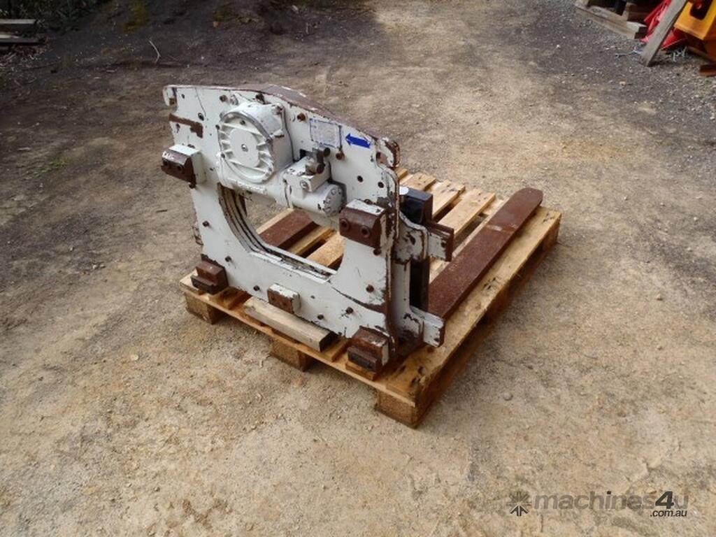 Used 2002 CASCADE Cascade Forks Rotating Class 2 Forklift Tynes (102001)