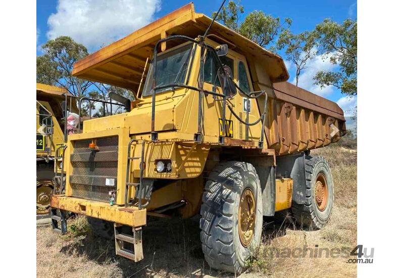 Wrecking 1989 Caterpillar 769C Haul Truck (1075201) - Listed on Machines4u
