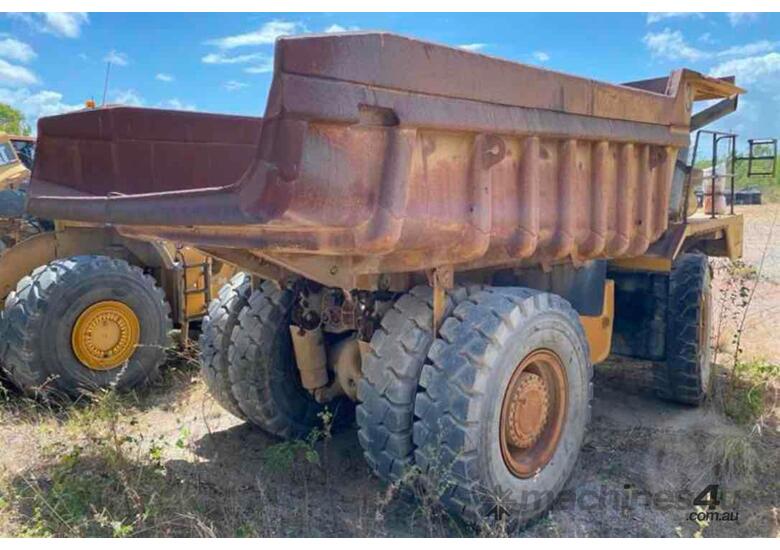 Wrecking 1989 Caterpillar 769C Haul Truck (1075201) - Listed on Machines4u