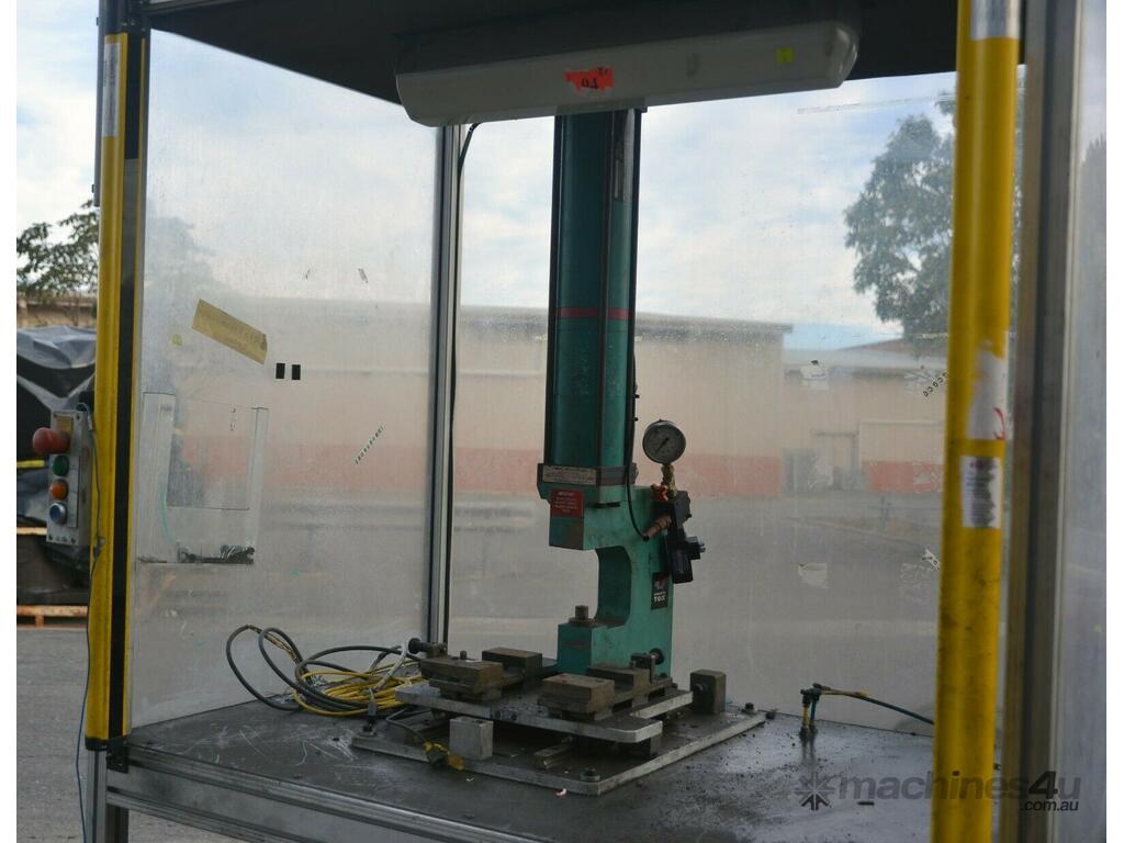 Used TOX Pressotechnik S8 30 50 6D C Frame Hydraulic Presses (699201)