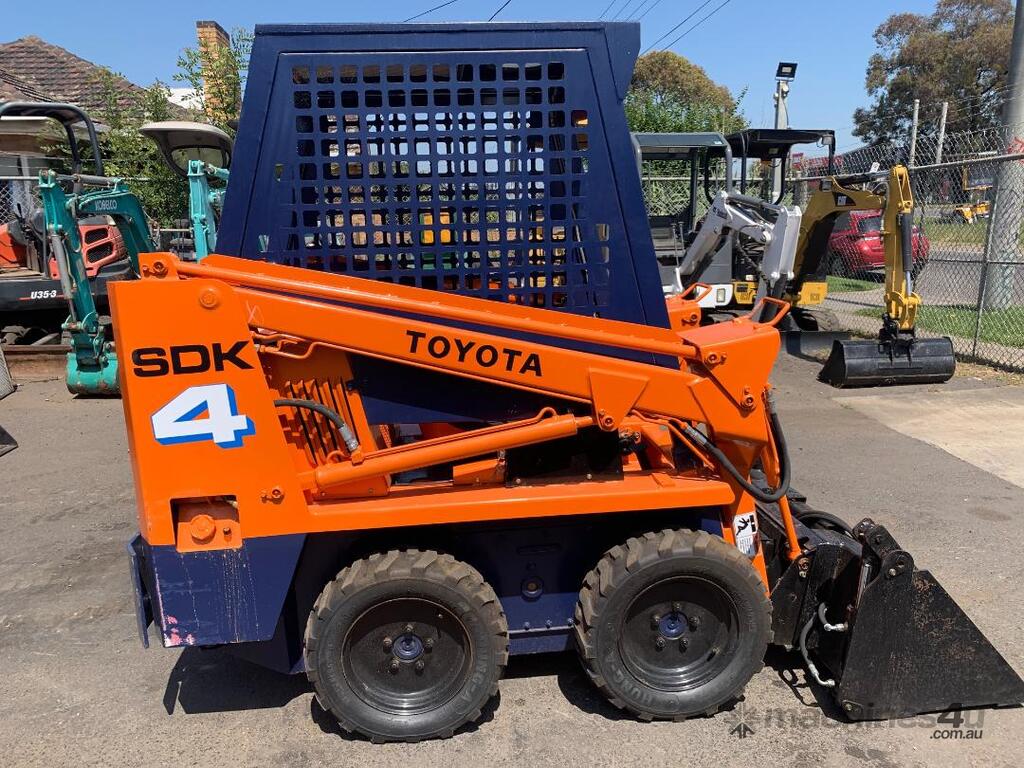 Used Toyota SDK4 Skid Steer Loaders (861401)