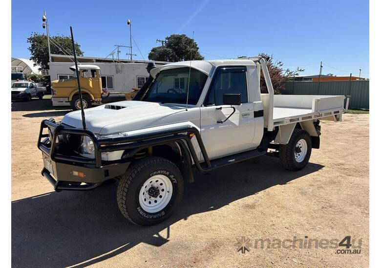 Buy Used 2019 Toyota 2019 TOYOTA LANDCRUISER WORKMATE UTE Utes in ...
