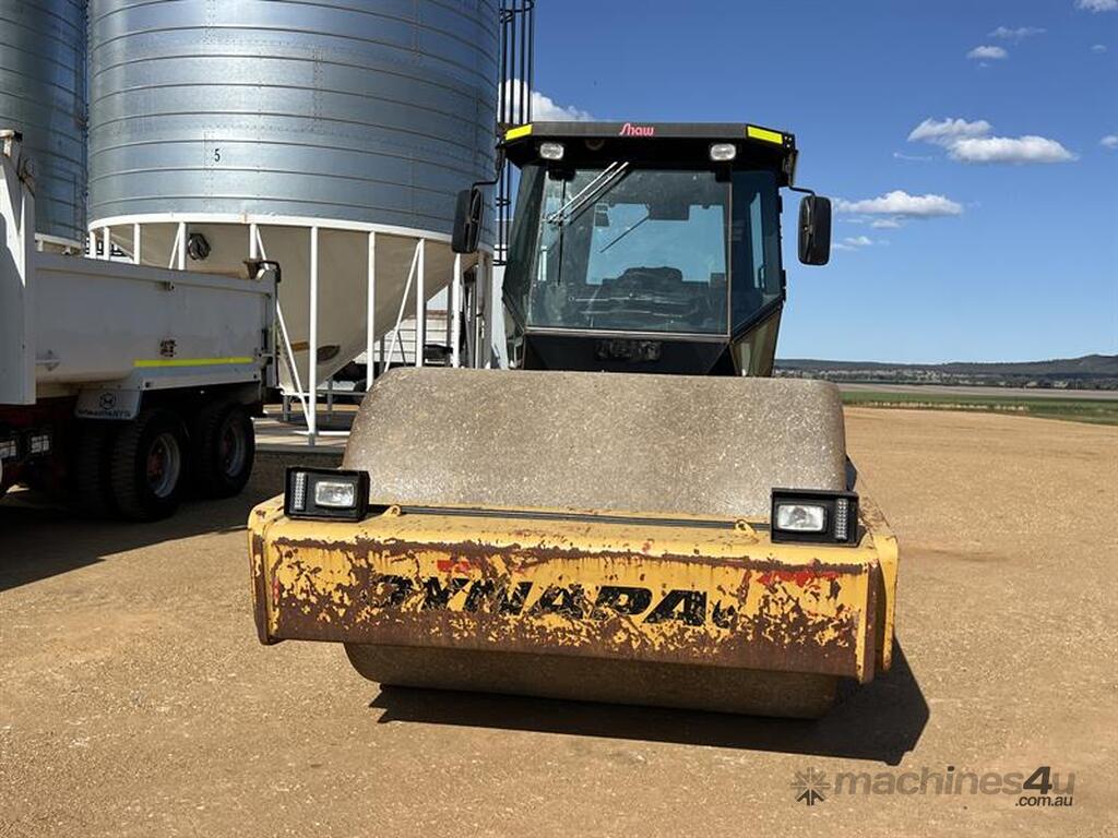 Used 2011 dynapac 2011 Dynapac CA612D Roller in , - Listed on Machines4u