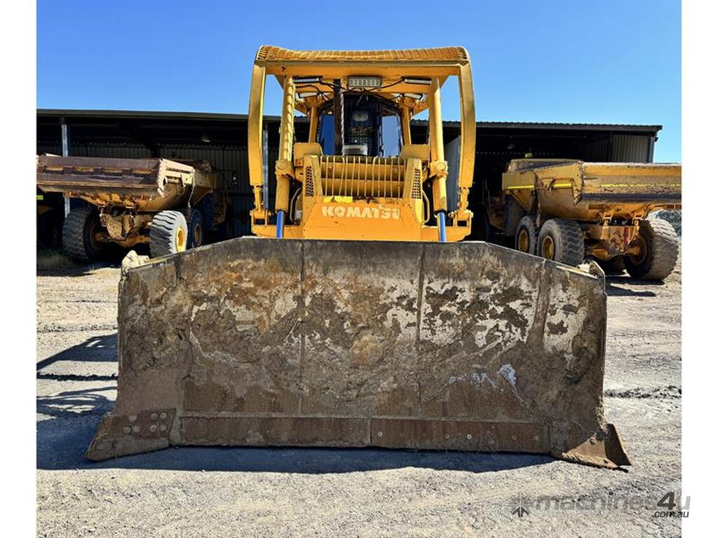 Used komatsu KOMATSU D65EX-12 DOZER Dozer (1055610)