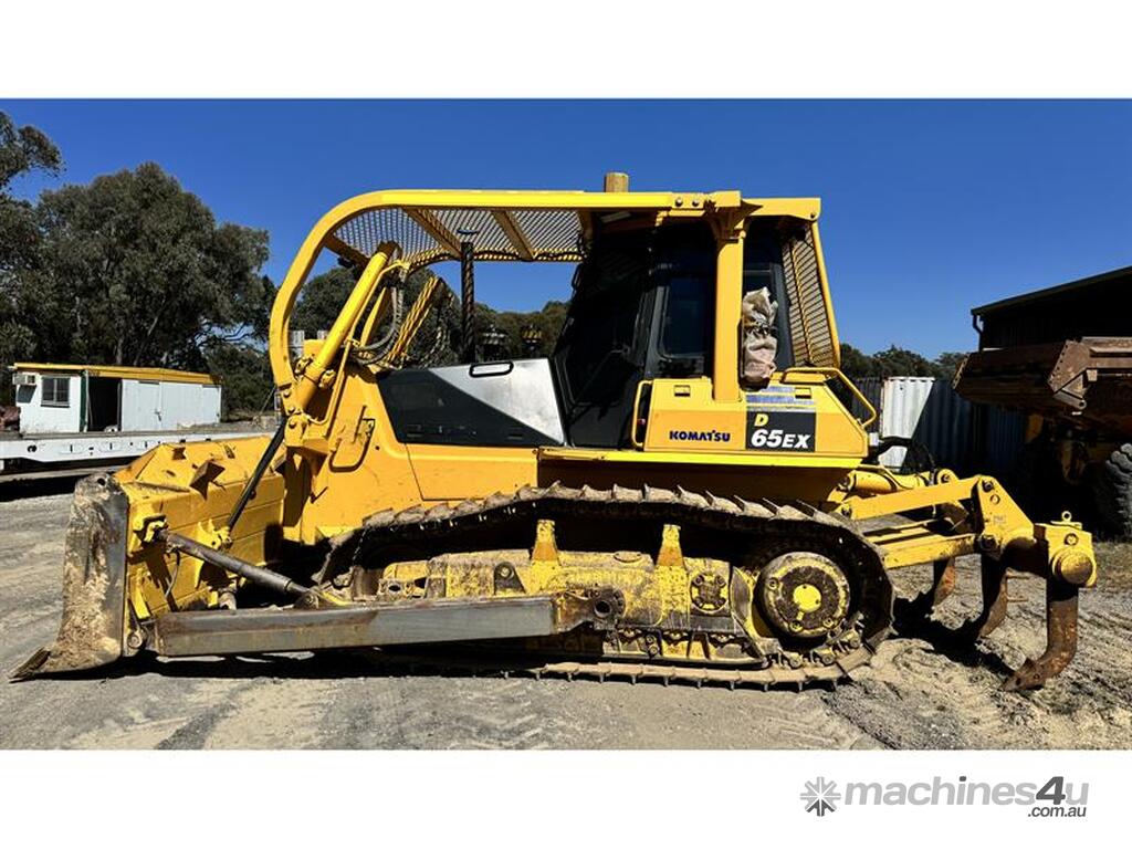 Used komatsu KOMATSU D65EX-12 DOZER Dozer (1055610)