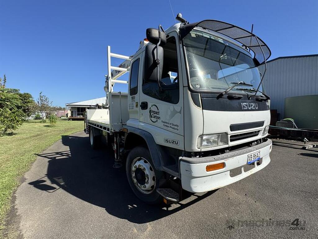 Buy Used 2005 Isuzu 2005 ISUZU FTR 900 PTE FLAT TOP TRAILER Trucks (1095210)