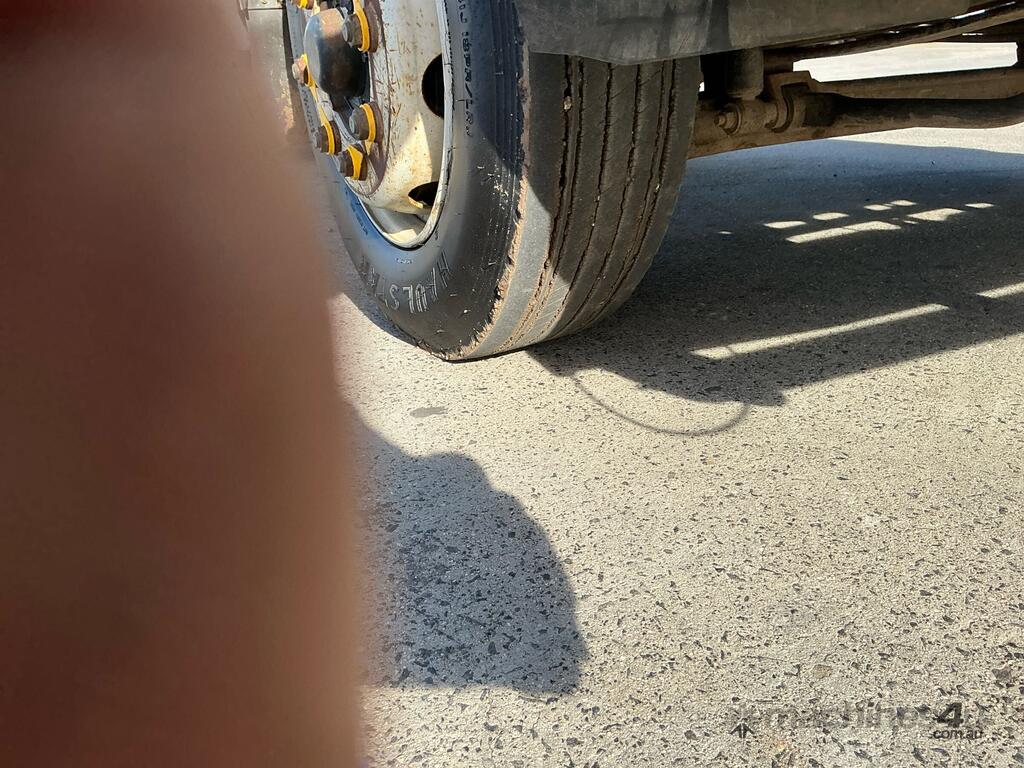 Buy Used 2016 Isuzu 2016 Isuzu FSR 140-240 Water Cart Trucks (1133210 ...