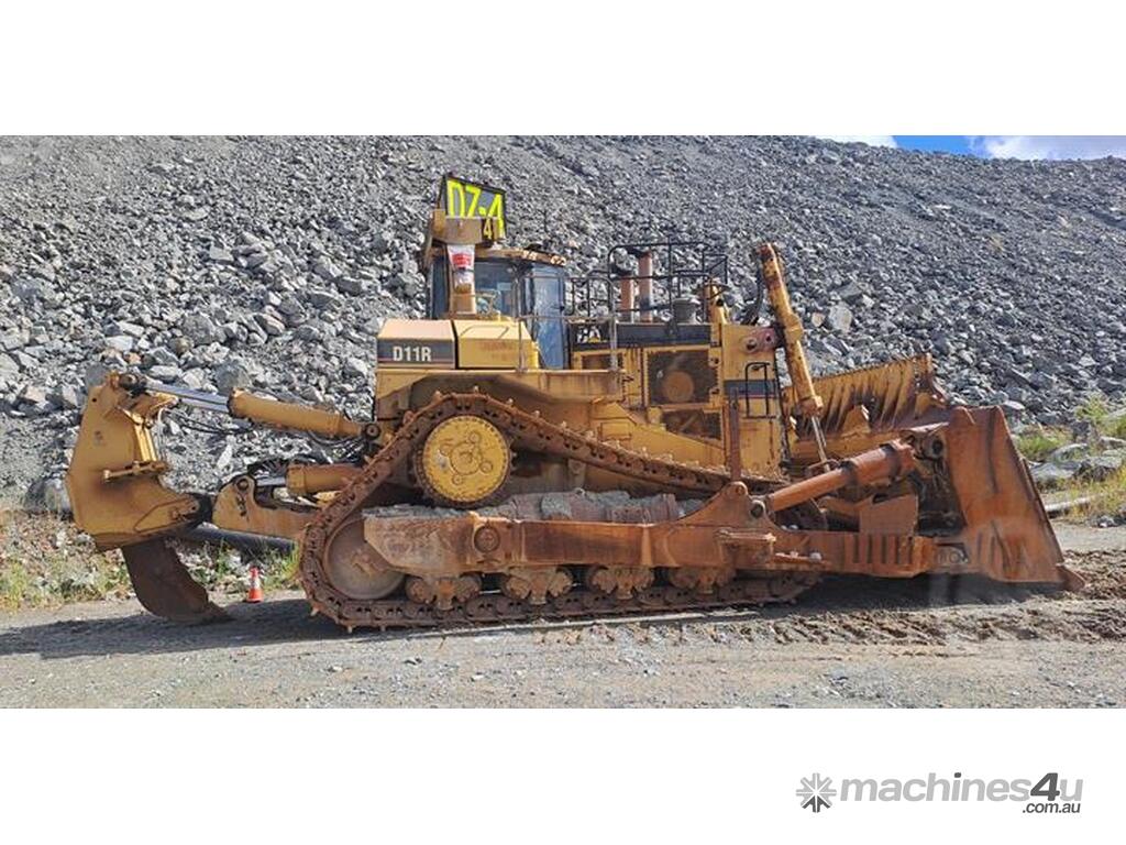 Used Caterpillar D11R Crawler Dozer (1109811)