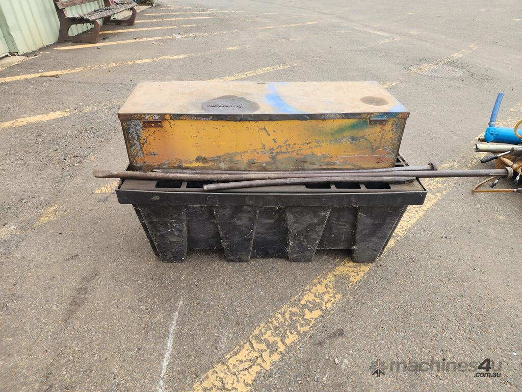 Used Miscellaneous Bundle (1115911)