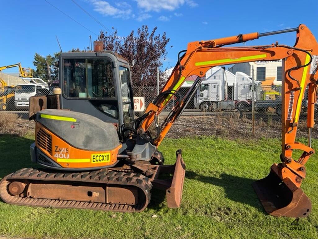 Used 2010 Hitachi ZAXIS40 Excavator in MALAGA, WA (873211)