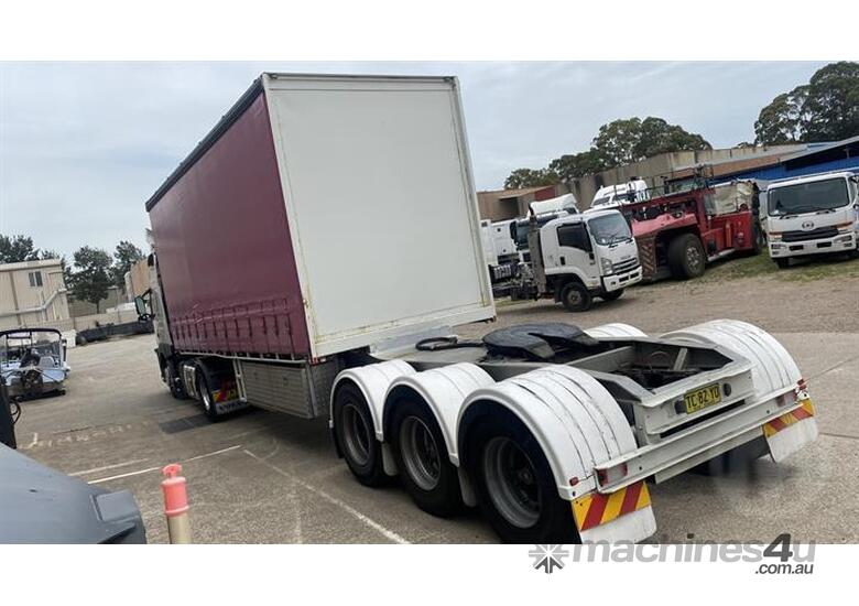 Buy Used maxi trans ST3 Tautliner Trailer in , - Listed on Machines4u