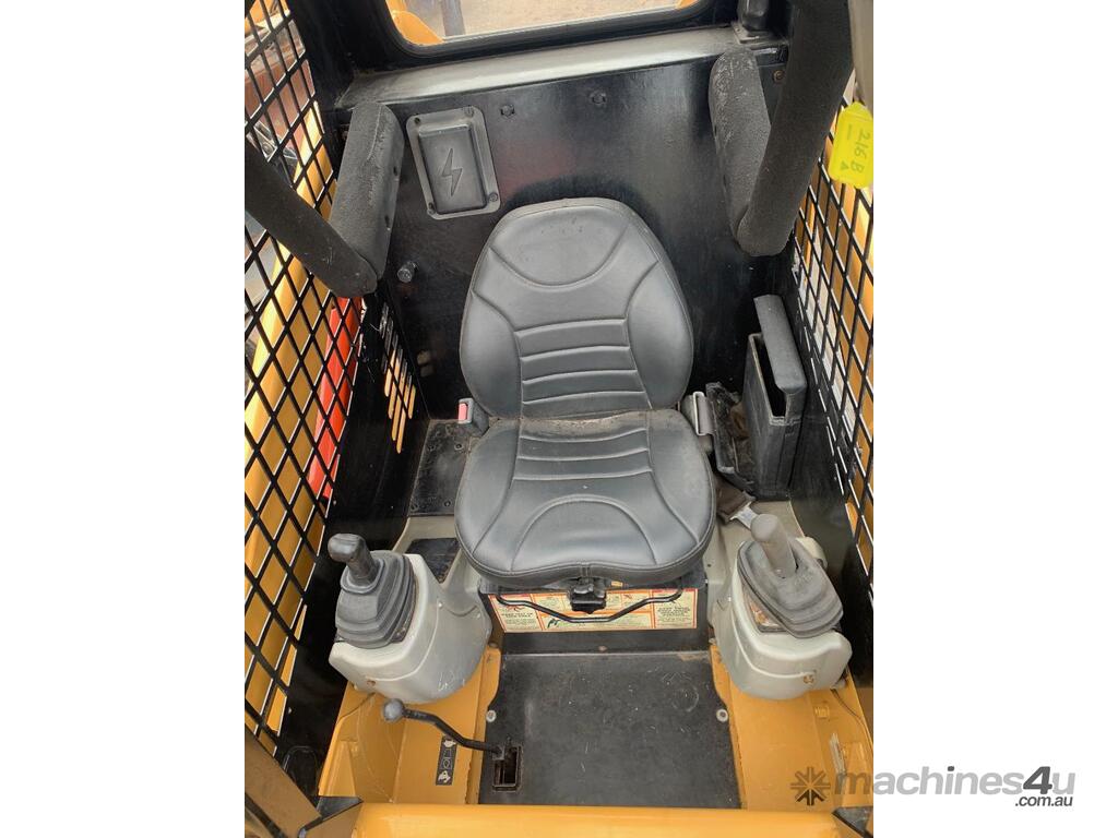 Used Caterpillar 216B 3 Wheeled SkidSteers (968111)