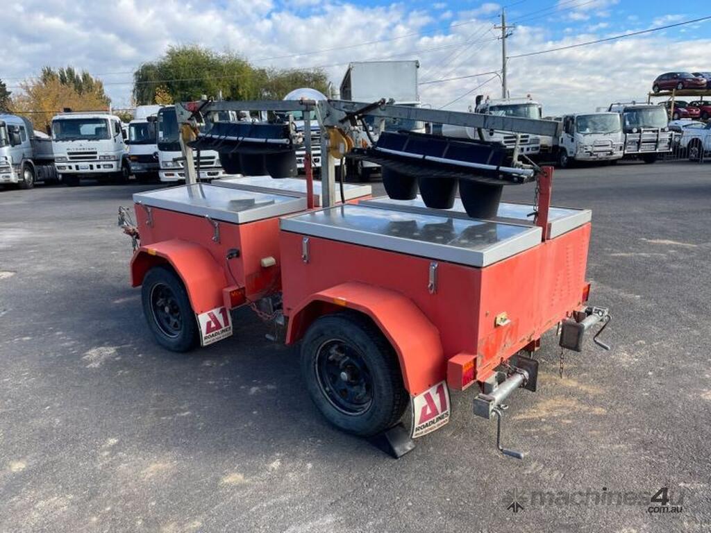 Buy Used 2010 The Trailer Factory 2010 The Trailer Factory HD Solar ...