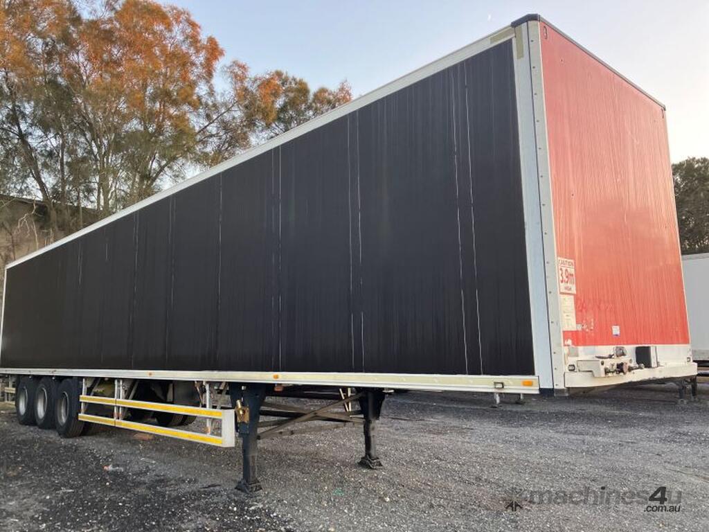 Buy Used 2013 Schmitz ST3 Trailers in , - Listed on Machines4u