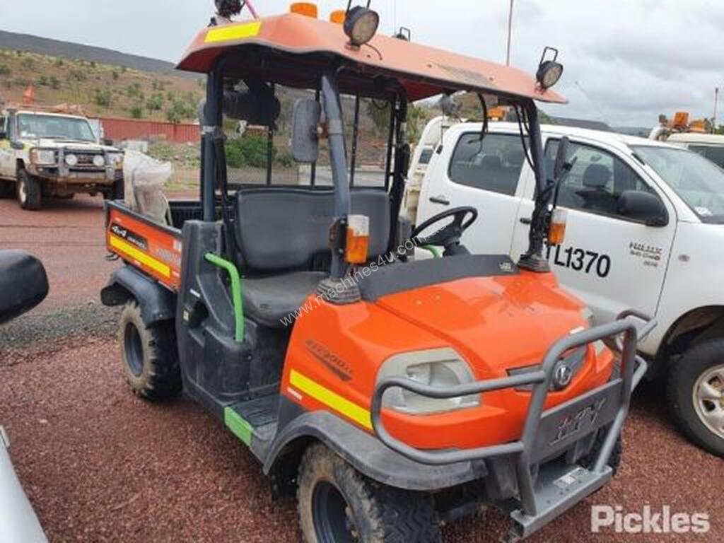 Used Kubota RTV900XT Electrical Scissor Lift in , - Listed on Machines4u