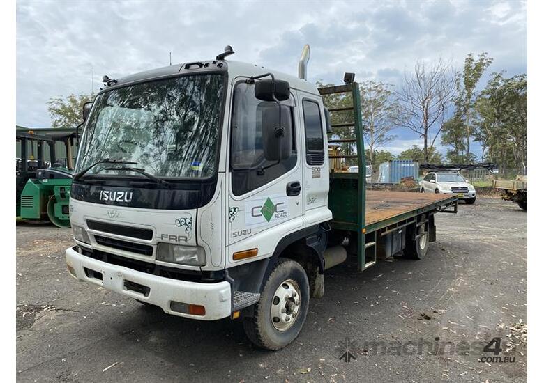 Buy Used Isuzu FRR 500 MEDIUM Tray Truck in , - Listed on Machines4u
