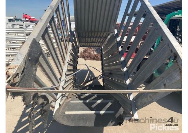 Used Aluminium Live Stock Ramp Item Is In A Used Condition ...