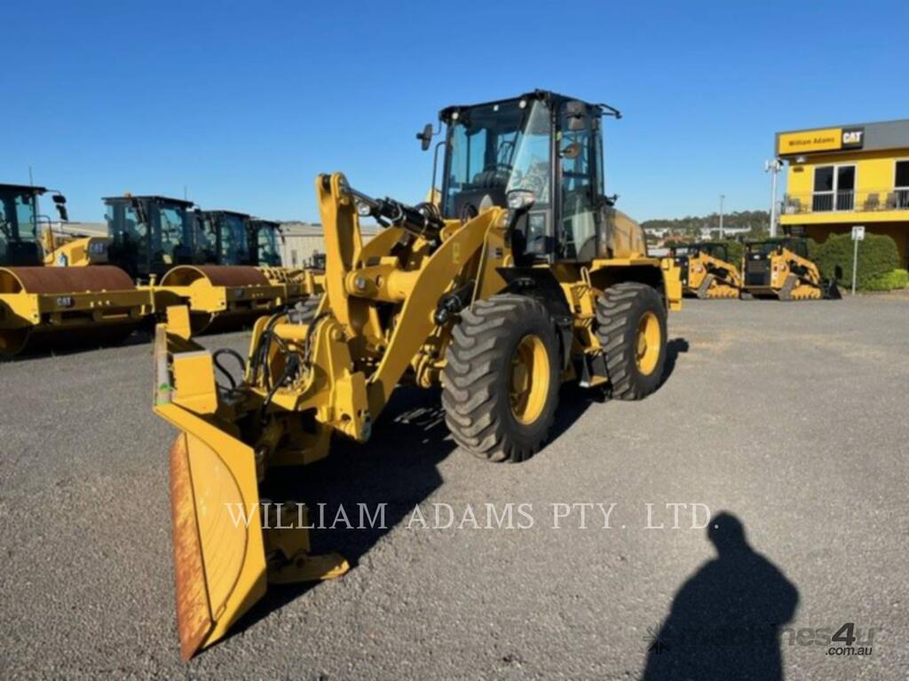 Used 2022 Caterpillar 910 Wheel Loader (1036113)