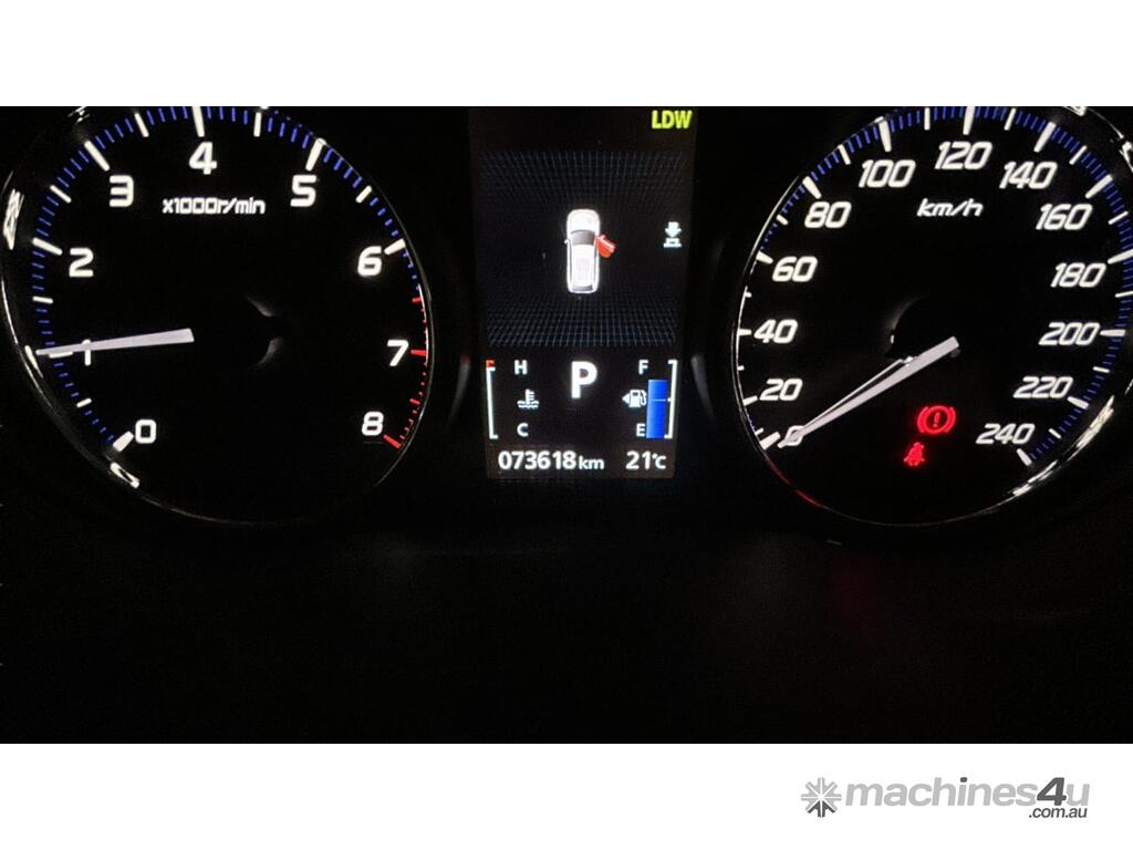 Buy Used Mitsubishi 2018 Mitsubishi Outlander Petrol Ex Defence SUV ...