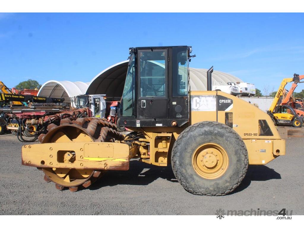 Used 2011 Caterpillar CP-533E Roller Compactors (1118513)