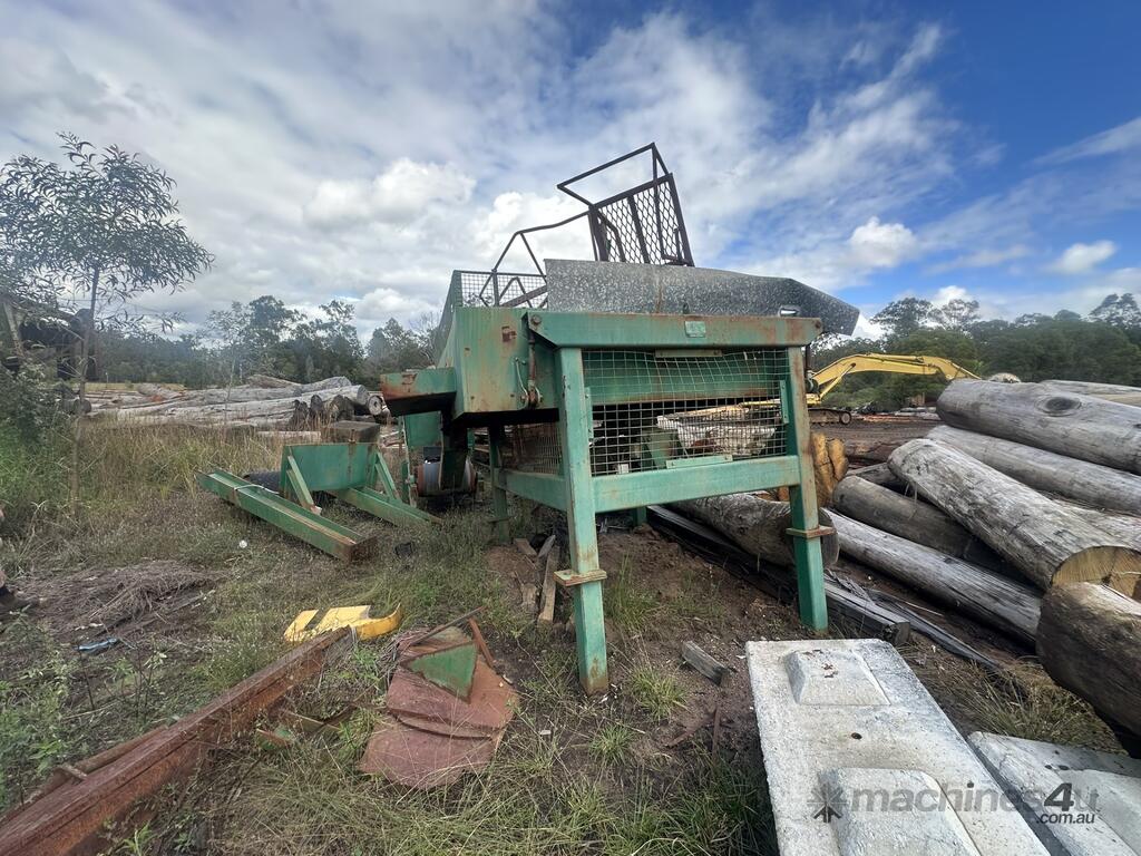 Used 1990 precision Precision 66 Chipper Wood Chippers Shredders (1122113)