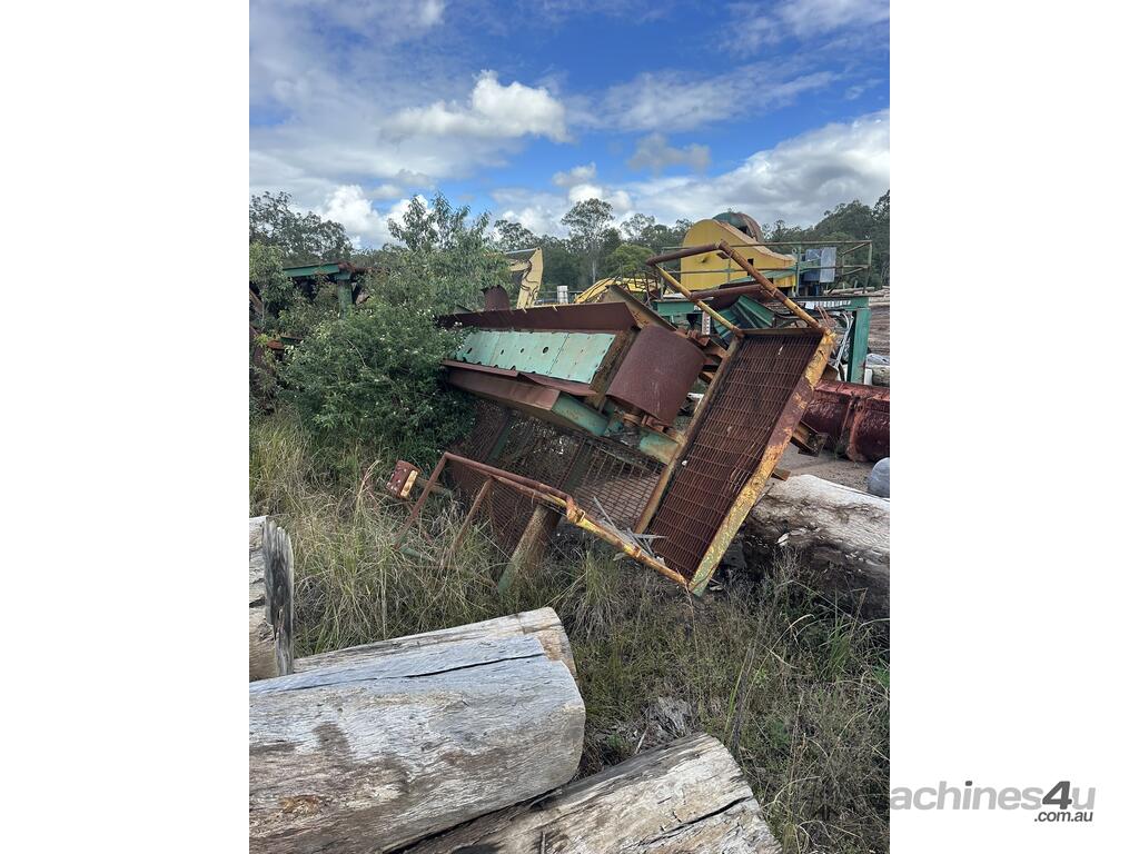 Used 1990 precision Precision 66 Chipper Wood Chippers Shredders (1122113)