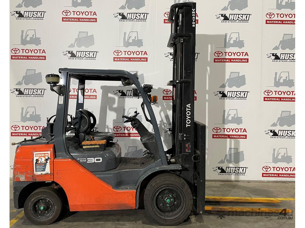 Used Toyota Toyota TOYOTA gas 3 0T counterbalance forklift Forklifts ...