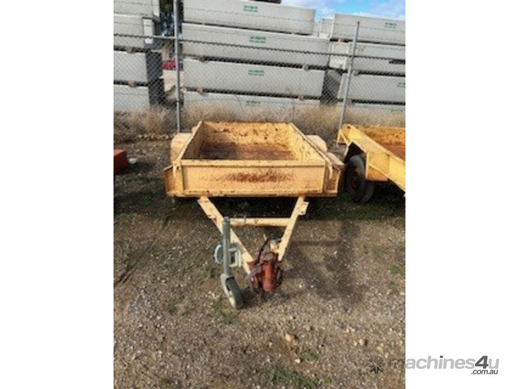 Buy Used 1994 major trailers 1994 Major Trailers Single Axle Box ...