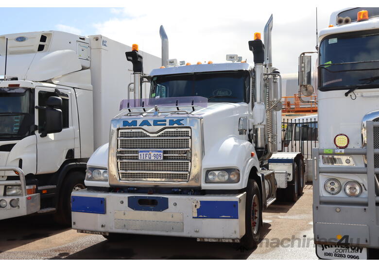 Buy Used 2013 Mack 2013 MACK CXX 6X4T PRIME MOVER Prime Mover Trucks in ...
