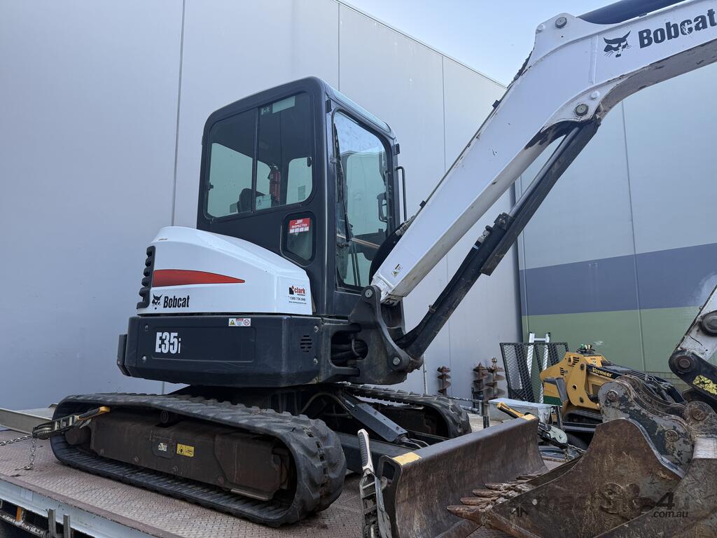 Used 2016 Bobcat E35 Construction Equipment (1099314)