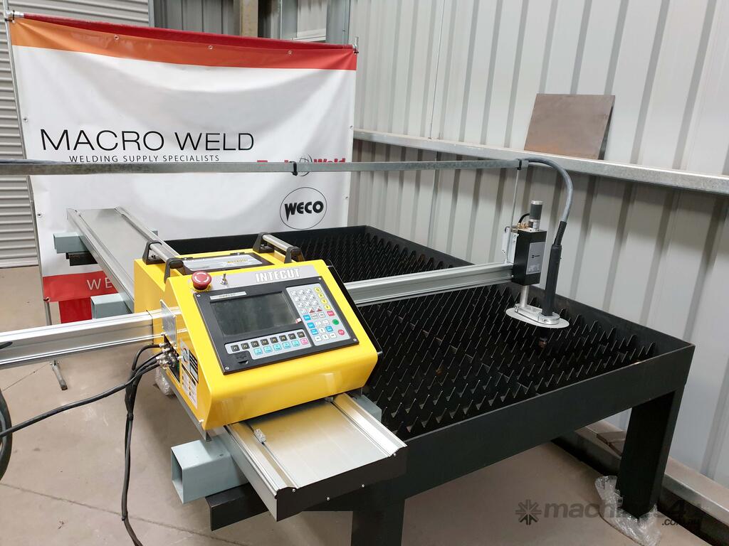 New Macro Cut The MACRO Spark 1 2x2m table Hypertherm Powermax 45XP ...