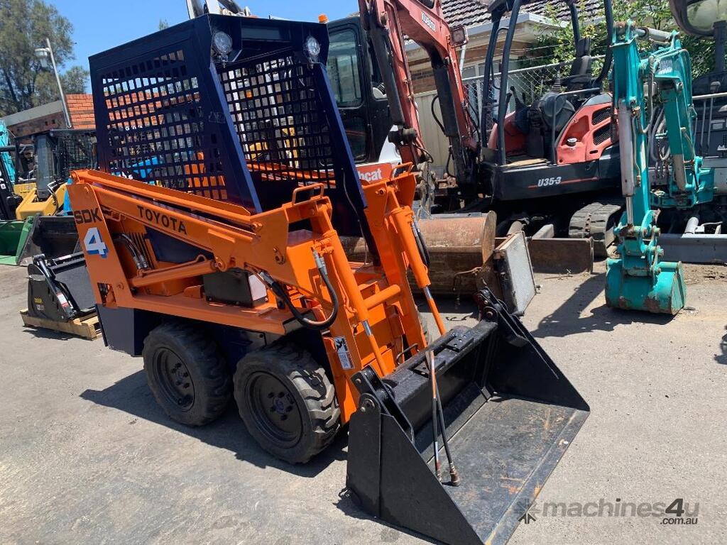 Used Toyota SDK4 Skid Steer Loaders (861414)