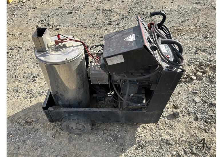 Used Pressure Washer inoperable Pressure Washers in , - Listed on ...