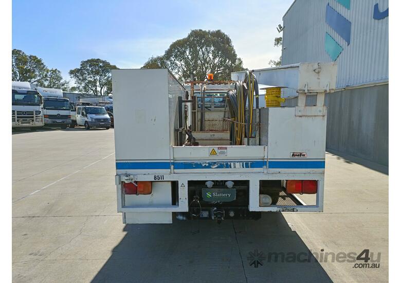 Buy Used 2004 Hino 2004 Hino FD1J 4x2 Service Truck Trucks in , - Listed on Machines4u