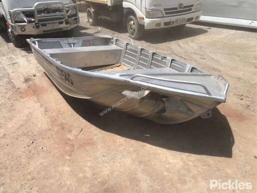 Buy Used quintrex Quintrex 390 Explorer Trailers in , - Listed on ...