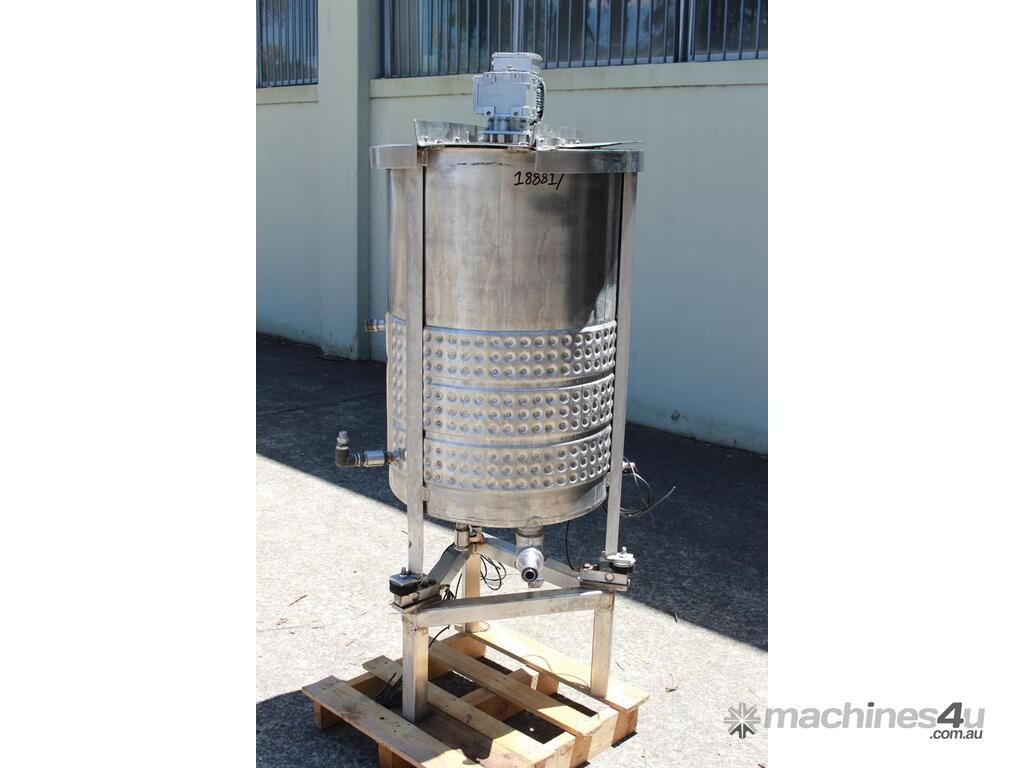 used Dimple Jacketed Mixing Tank Heating Tank in CONDELL PARK, NSW