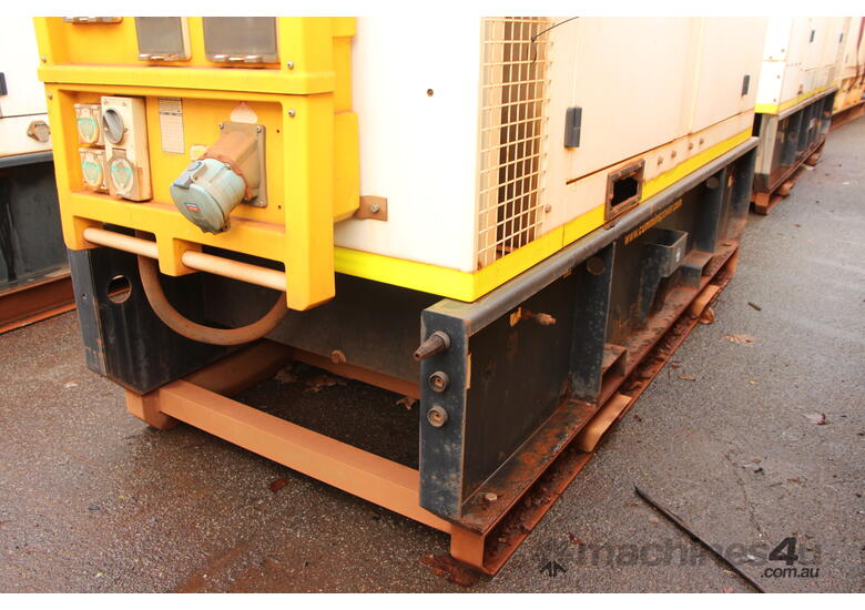 Buy Used jcb CUMMINS GENERATOR SKID MOUNTED Tanker Trucks in , - Listed ...