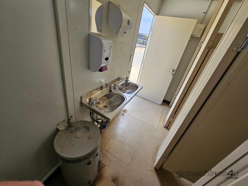 Used ausco Ausco Portable Toilet Building - 2500W x 3600L x 2750H ...