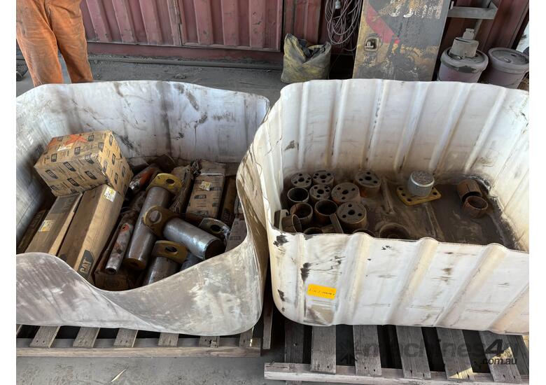 Used 2 x Pallet IBC Containers Of Load Arm Collets Pins Earthmoving ...