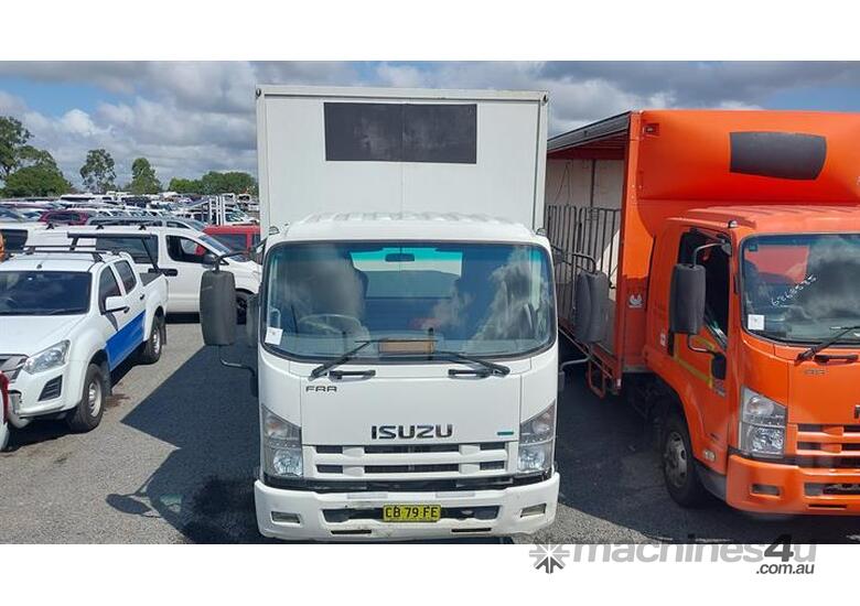 Buy Used Isuzu FRR500 LWB Wrecking 12-14 Tonne Trucks in , - Listed on Machines4u