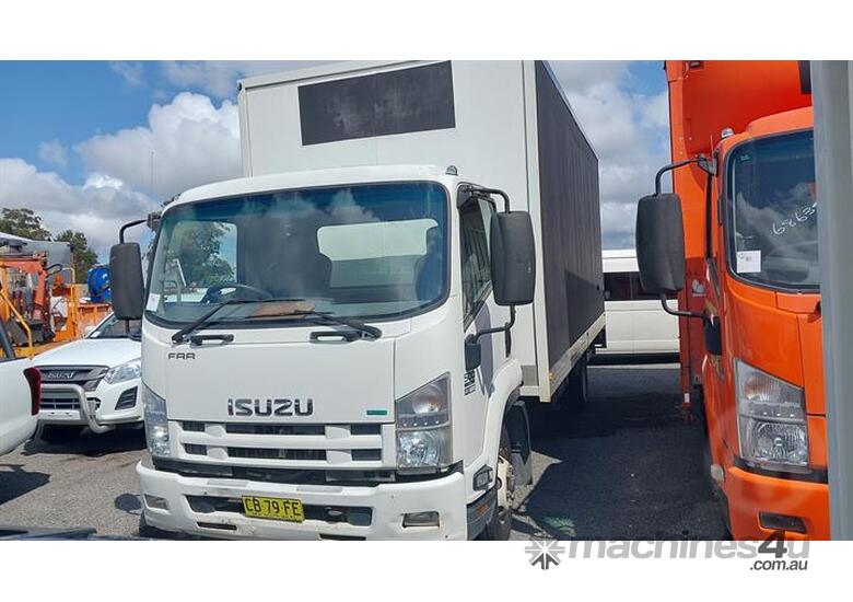 Buy Used Isuzu FRR500 LWB Wrecking 12-14 Tonne Trucks in , - Listed on Machines4u