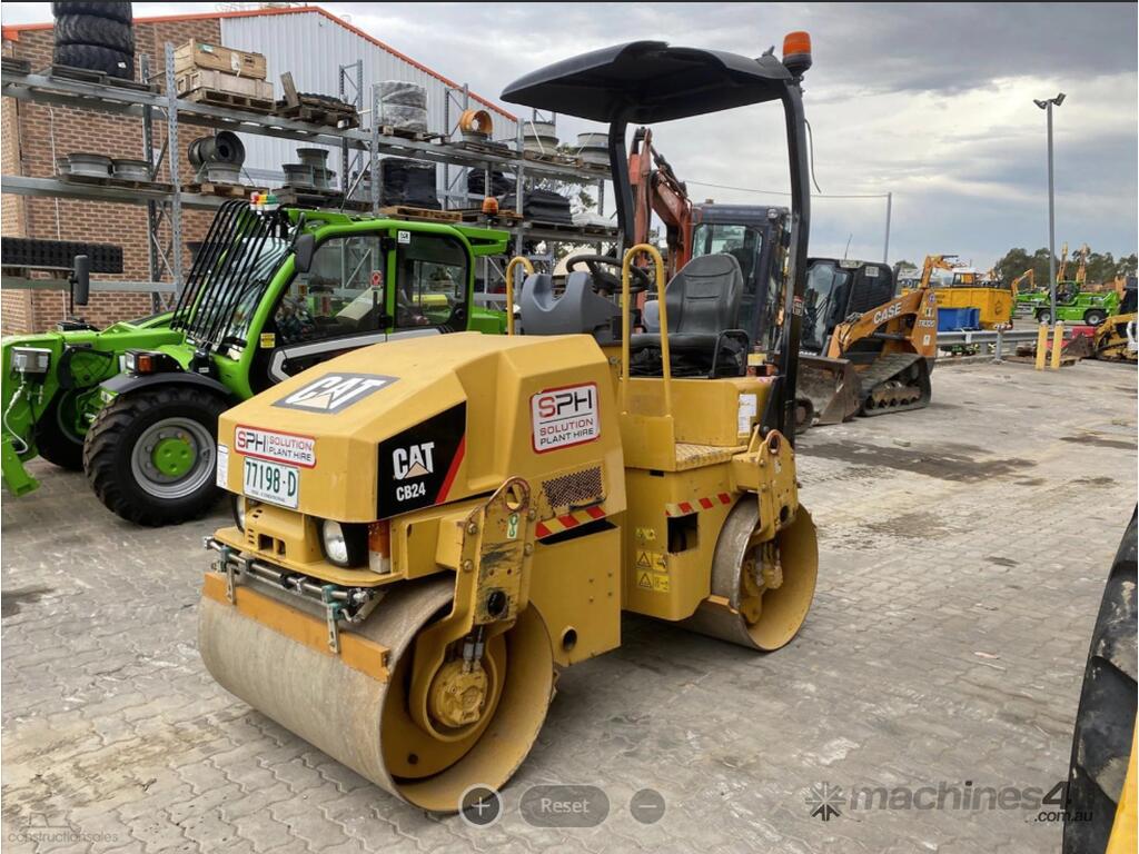 Used 2011 Caterpillar CB24 Roller Compactors in , - Listed on Machines4u