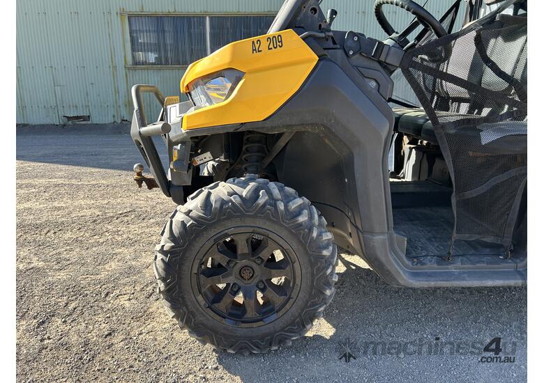 Used can-am 2021 Can-Am Defender HD9XU Ex Surf Life Saving Farm ...