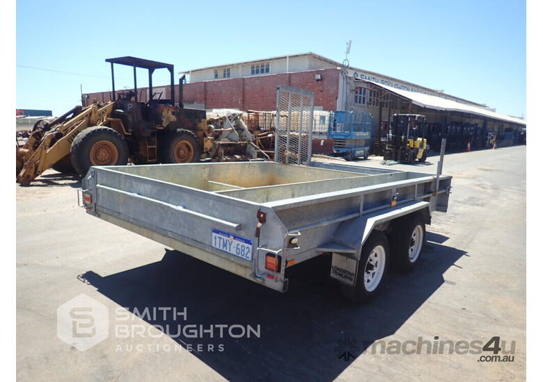 Buy Used 2012 LOADSTAR TANDEM AXLE BOX TOP TRAILER Trailers in ...