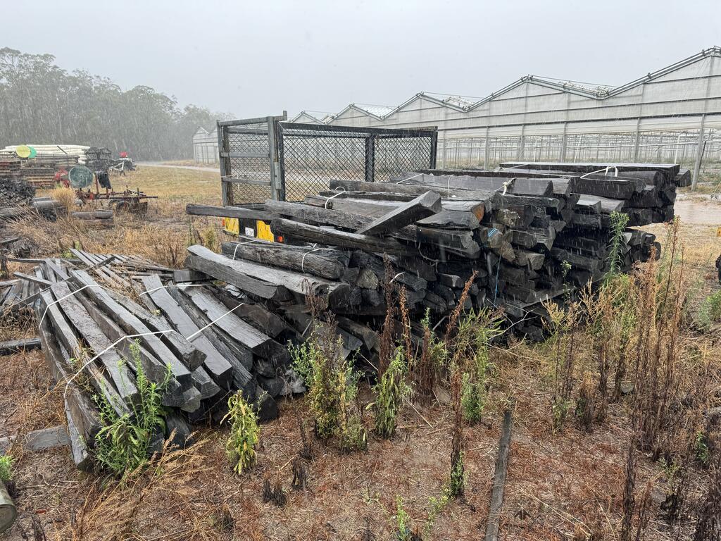 Used Quantity Split Posts Fencing in , - Listed on Machines4u