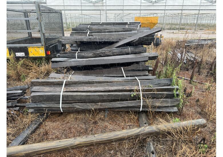 Used Quantity Split Posts Fencing in , - Listed on Machines4u